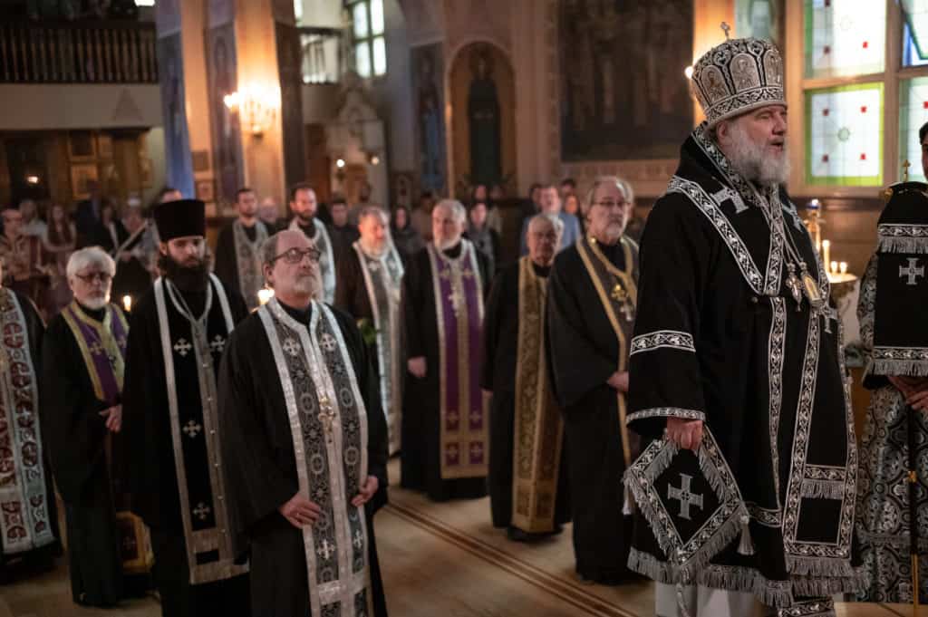 Chicago Deanery Begins Holy Week at Diocesan Cathedral - Diocese of the ...