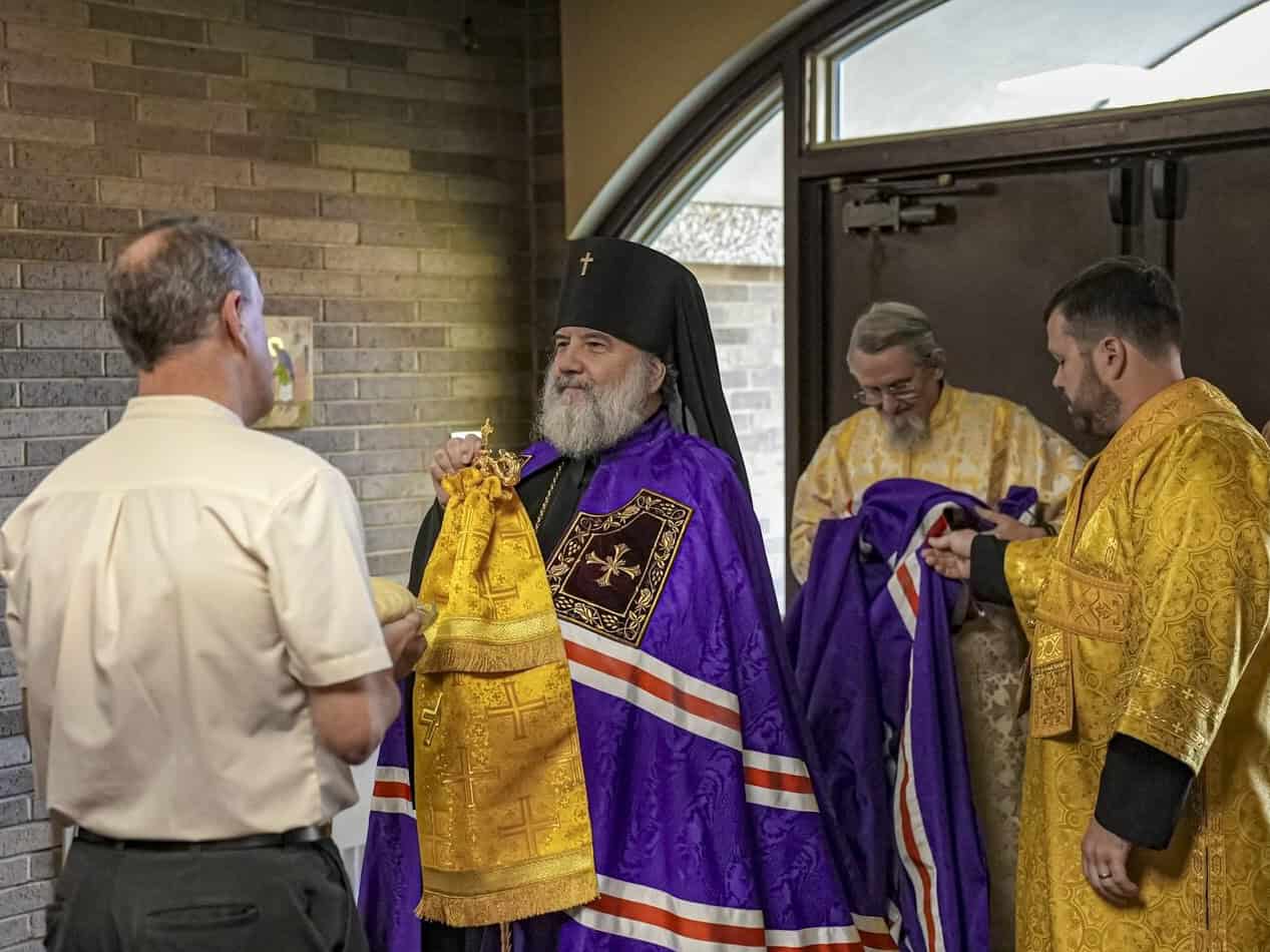 Archbishop Visits Warren, OH - Diocese of the Midwest