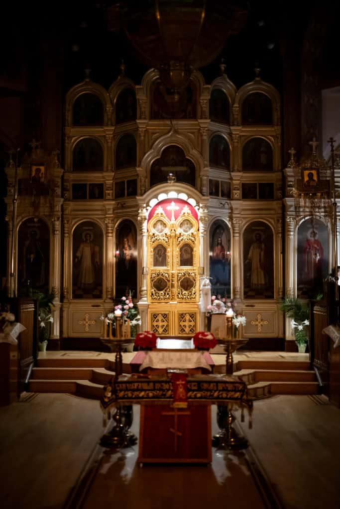 Christ is Risen! Archbishop Celebrates Holy Pascha - Diocese of the Midwest